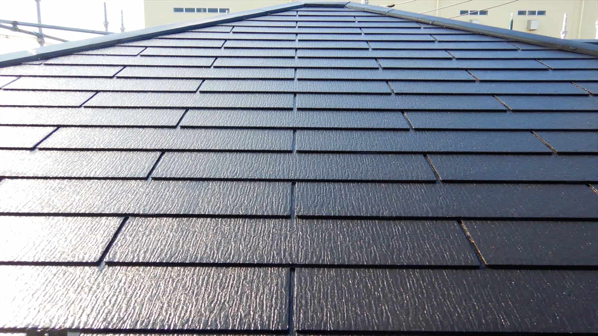 スレート屋根に塗装は不要？工事目的から費用、おすすめ塗料まで徹底解説！ - ヤネット